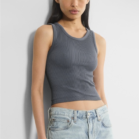 Aritzia | Tops | Aritzia Rib Seamless Crew Tank | Poshmark